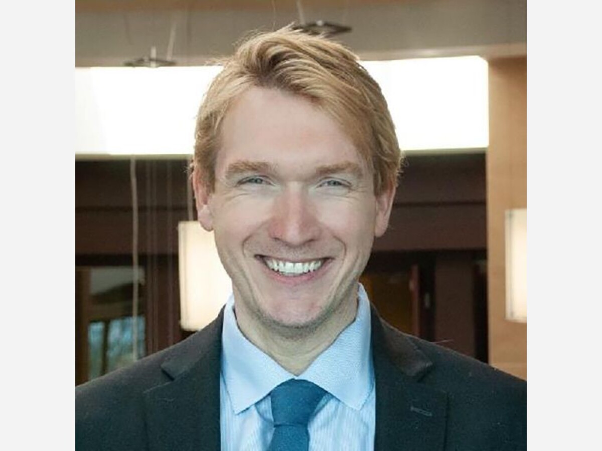 McMurray stands up to machine | Niagara Express